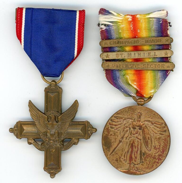 Replacement WWI Distinguished Service Cross (Albert W. Klick, 103rd ...